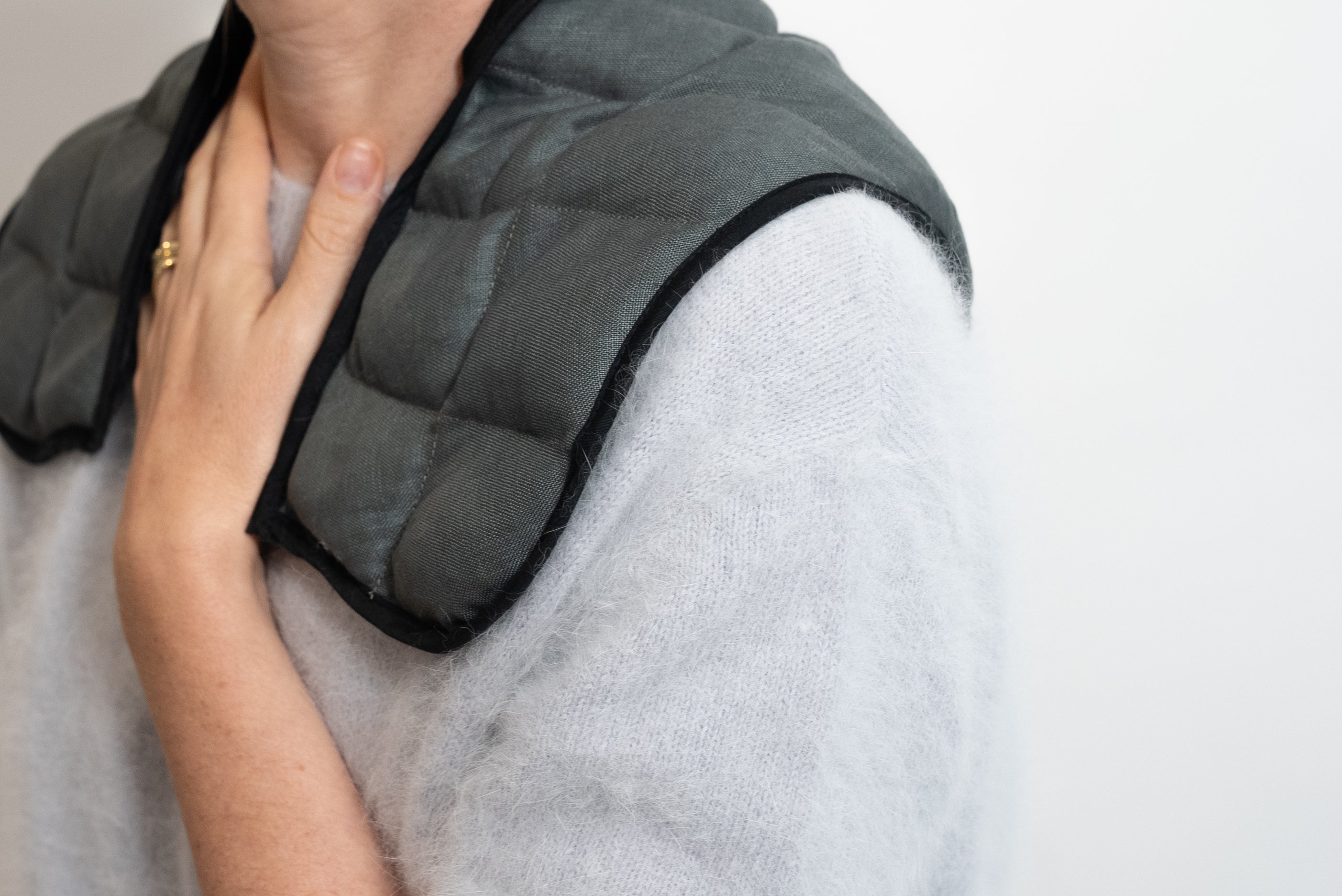 Shrug Heat Bag | Neck Pain Relief | The Cosy Lab – thecosylab